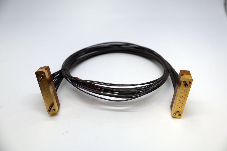 Amphenol Ardent Concepts - High Bandwidth Solderless Compression Mount ...